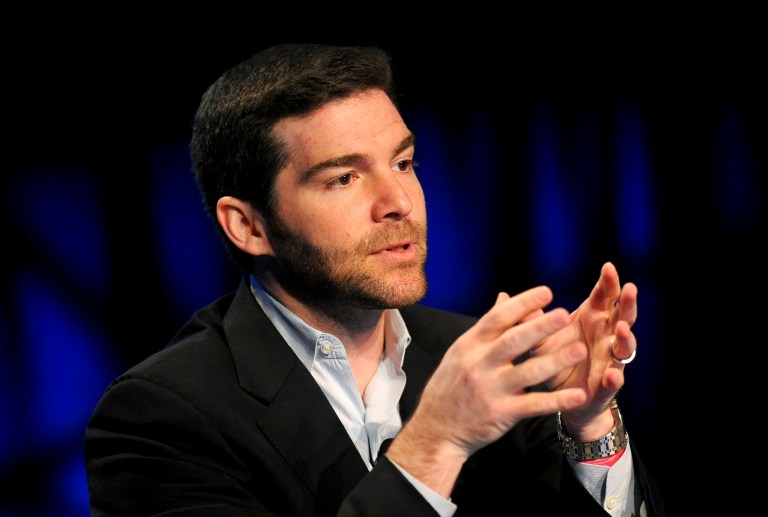 LinkedIn's CEO Is Donating His $14 Million Stock Bonus Employees | Fortune