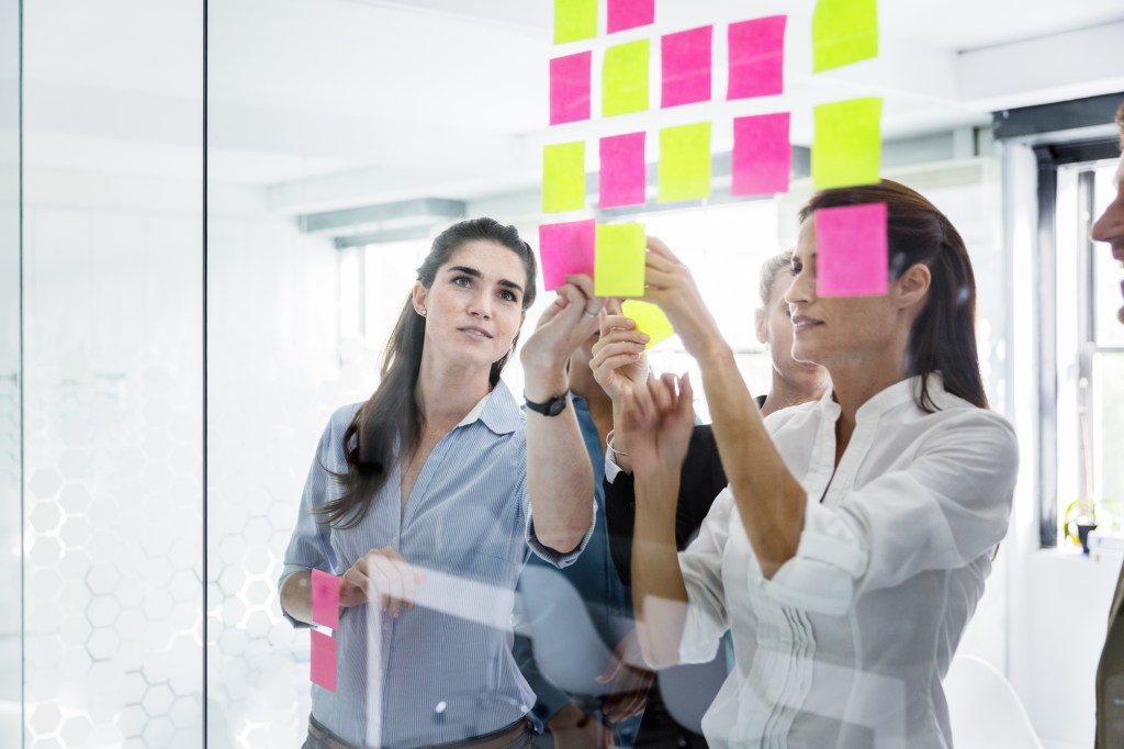 How asking for help actually helps you | Fortune