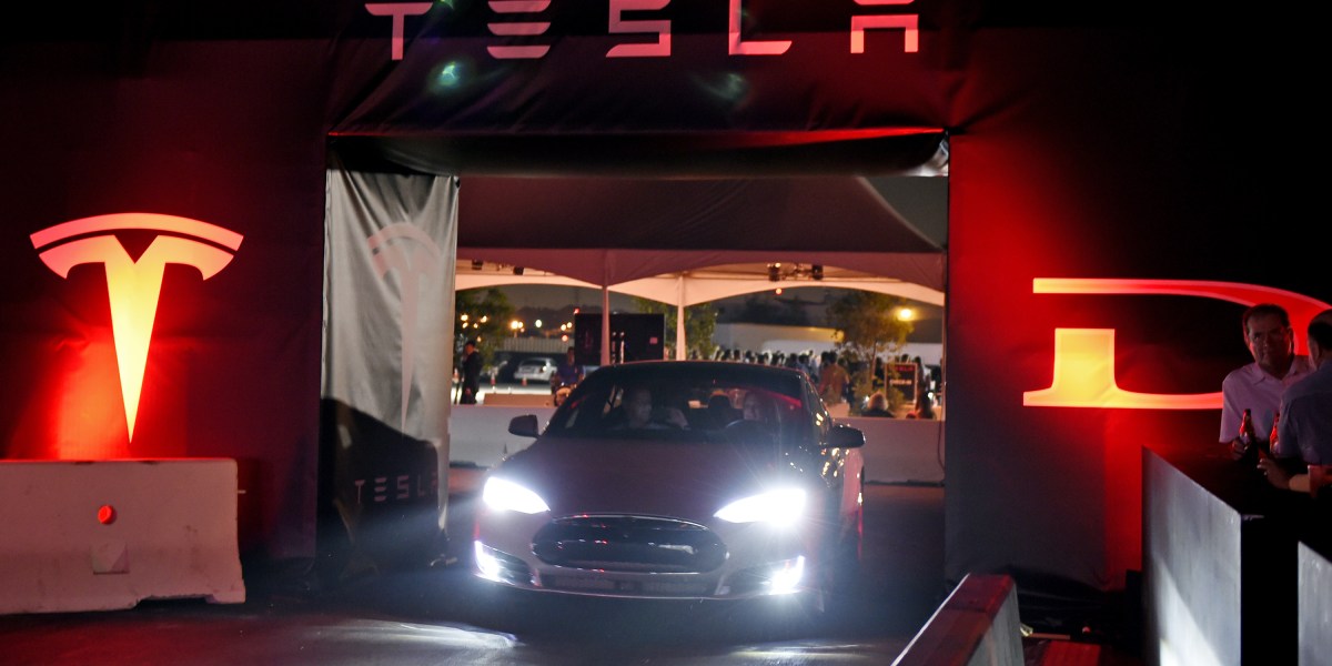 Tesla introduces all-wheel drive electric Model S with autopilot ...