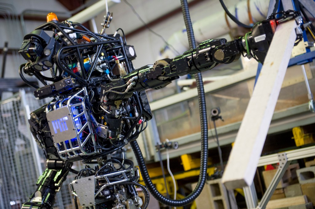 Google subsidiary develops crane-standing, driving robot | Fortune