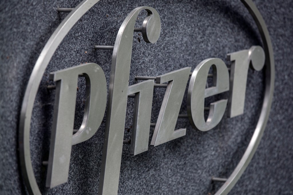 Pfizer to acquire Hospira in a deal worth about $15 billion | Fortune