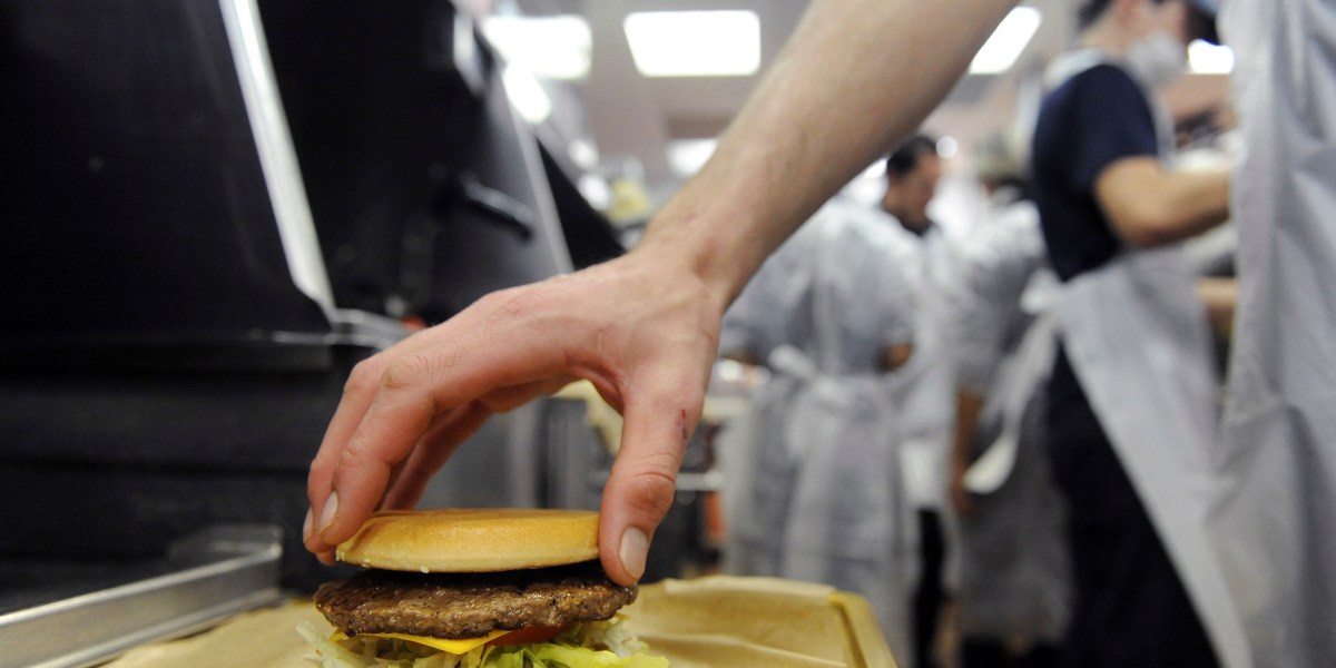 Google's Burger Emoji is in the Wrong Order and Nothing Makes Sense ...