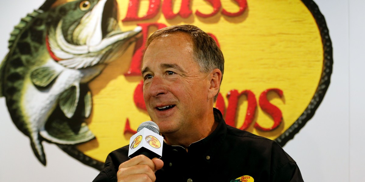 Bass Pro CEO Holds ‘Constructive’ Talk With Sandy Hook Families | Fortune