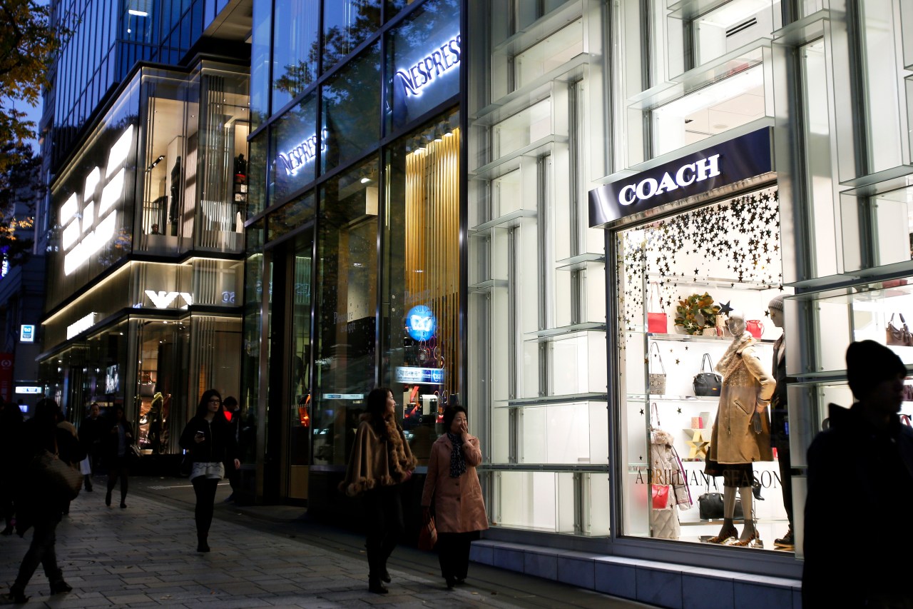 Coach Reports Growth by Selling More Expensive Bags | Fortune