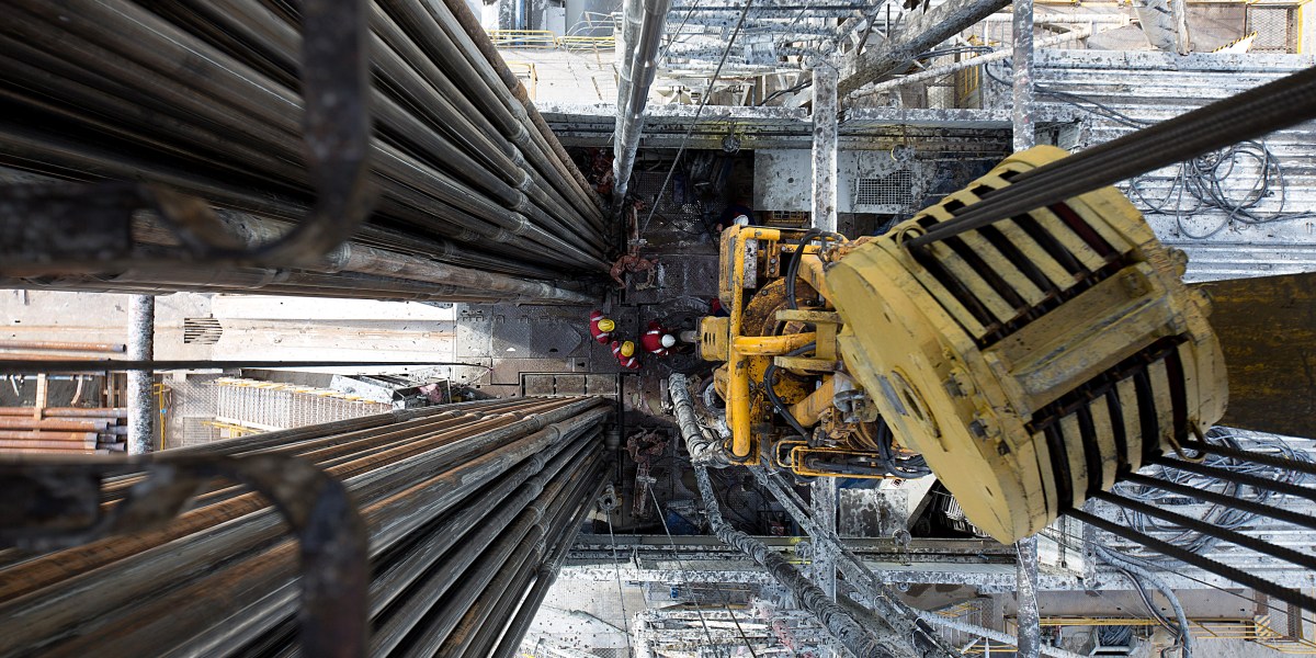 Weatherford International cuts 8,000 jobs as oil industry layoffs ...