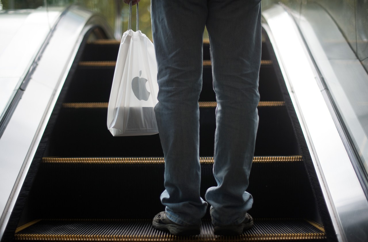 Your Apple Store Bags Are About to Change | Fortune