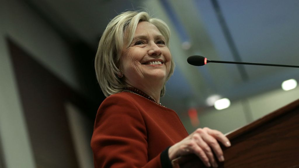 Hillary Clinton’s $33 Million War Chest Outpaces 2016 Field | Fortune