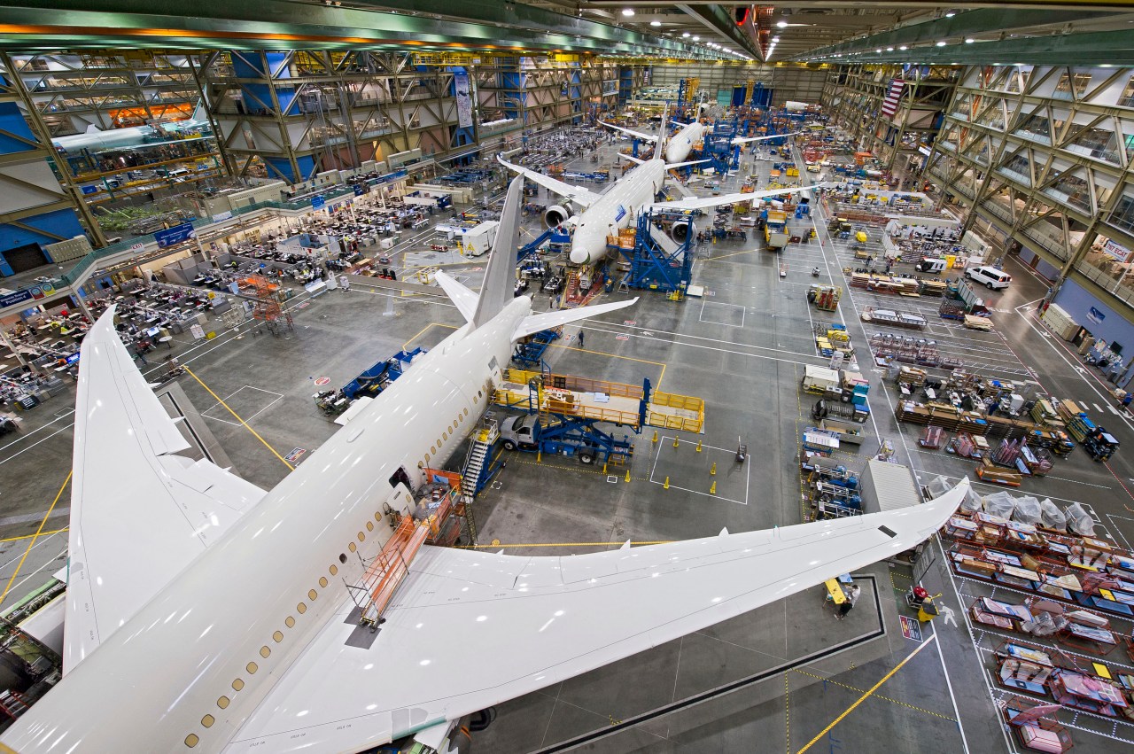 Boeing Opens $1 Billion Factory to Make Wings for New 777X Jetliner ...