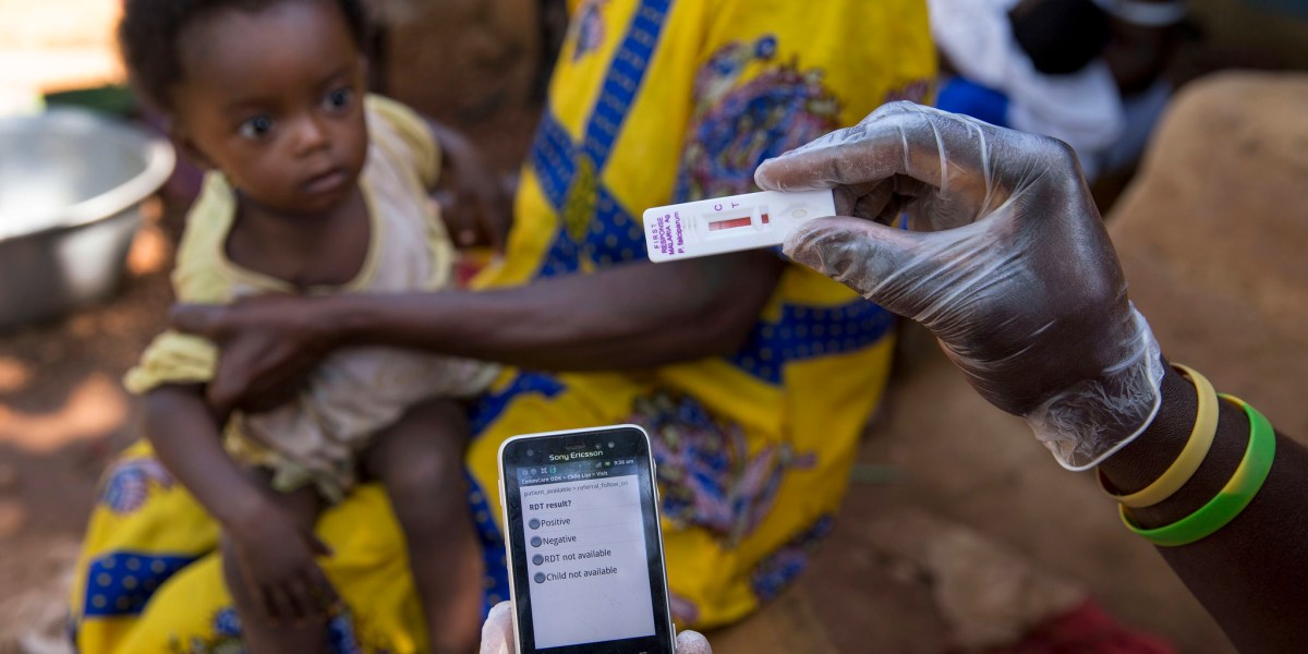 GlaxoSmithKline malaria vaccine, world's first, wins EU approval | Fortune