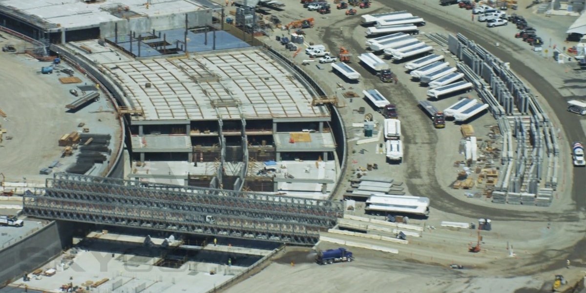 Apple builds an iPhone as big as the Pentagon | Fortune