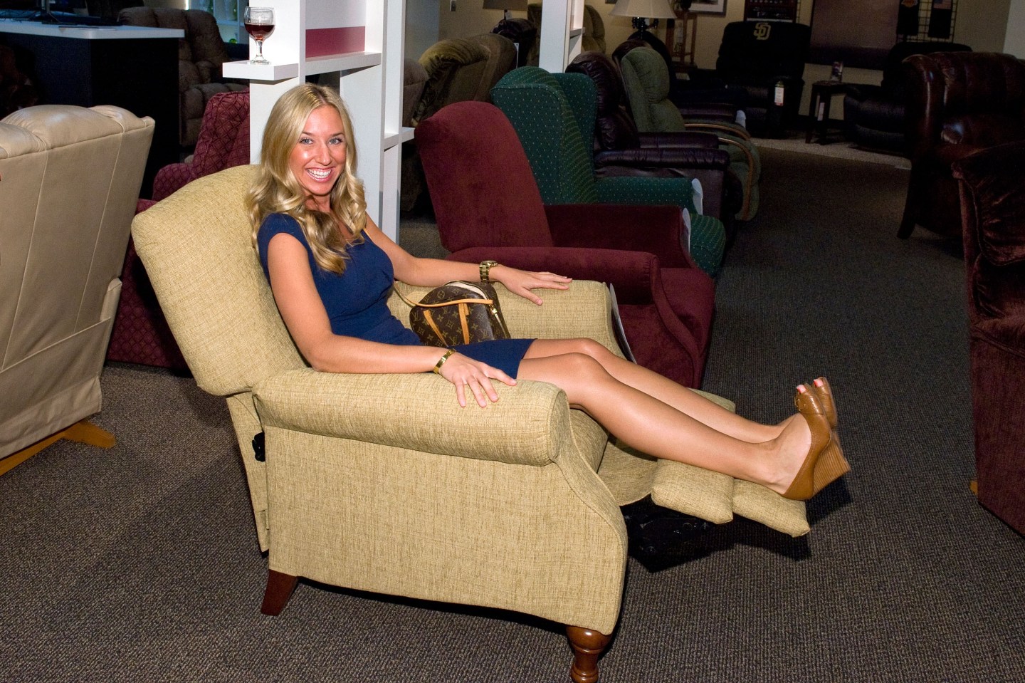 Recliner-Maker La-Z-Boy Wants To Appeal To Younger Consumers | Fortune