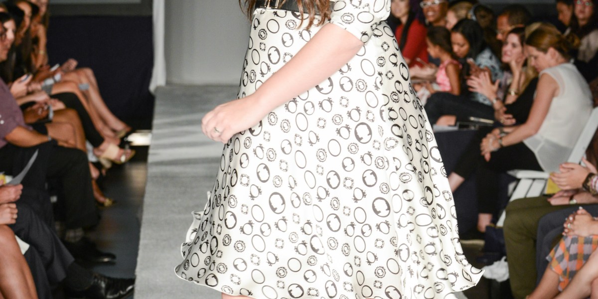 Designer Carrie Hammer sends real women down the NYFW runway | Fortune