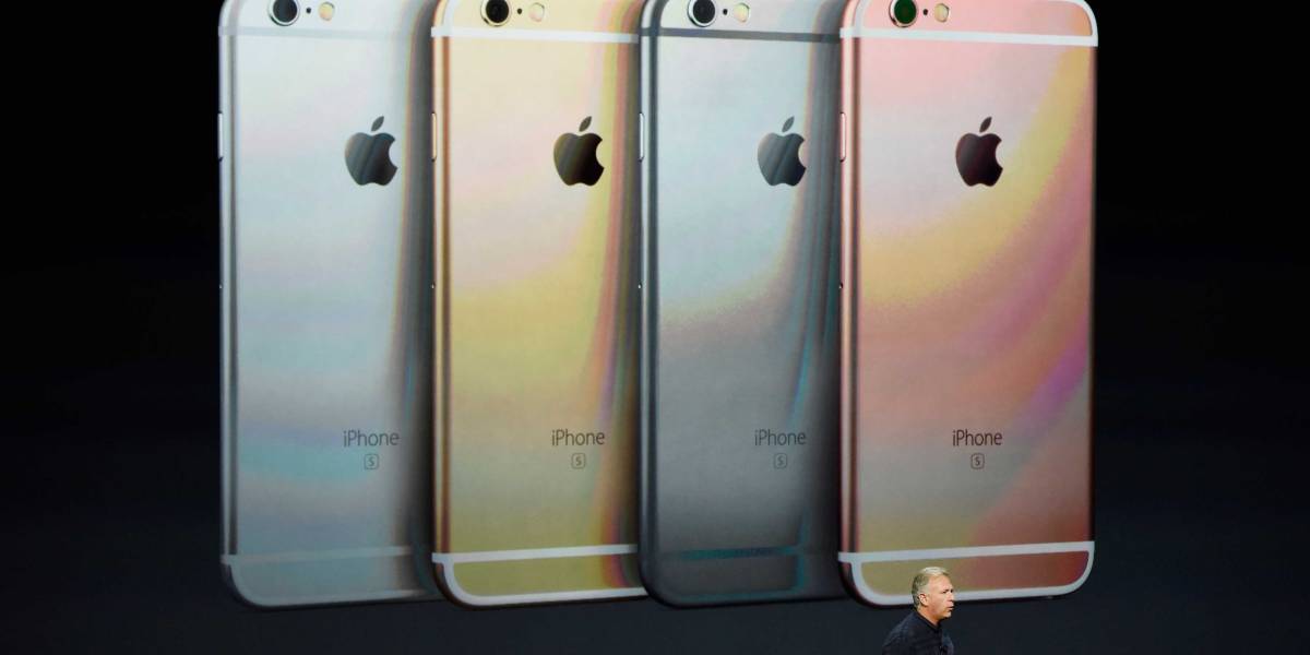 Apple CEO Tim Cook Explains The iPhone Upgrade Plan | Fortune