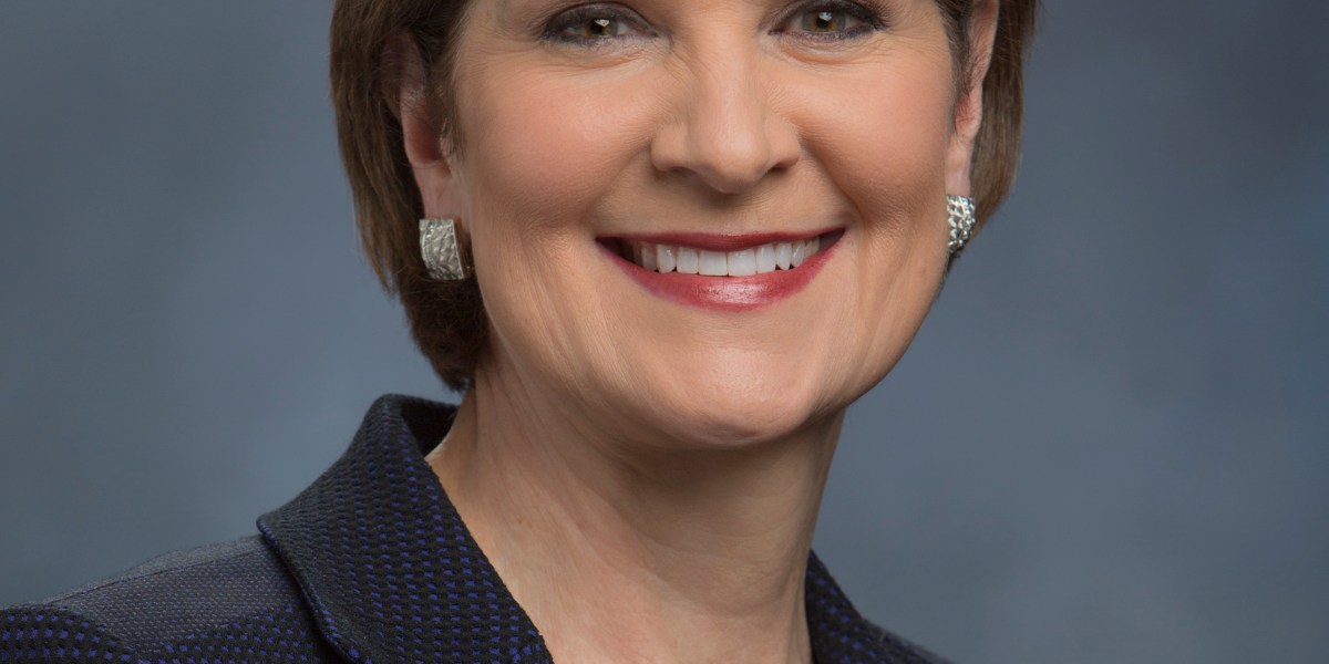 Lockheed Martin’s Marillyn Hewson: Lessons She Learned | Fortune