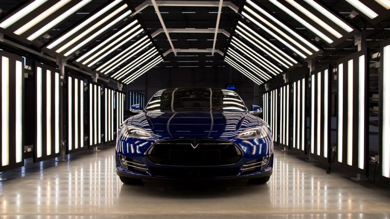 Tesla Veteran Explains Why Electric Motors Crush Gas Engines | Fortune