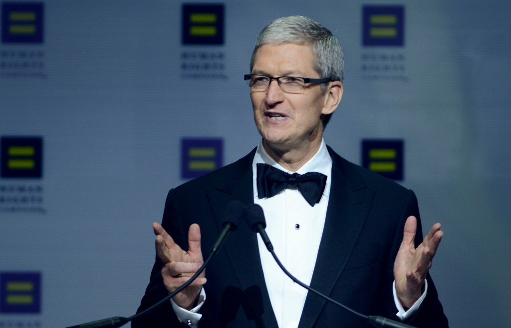 Apple CEO Tim Cook Doesn't Understand Why Anybody Would Buy a PC | Fortune