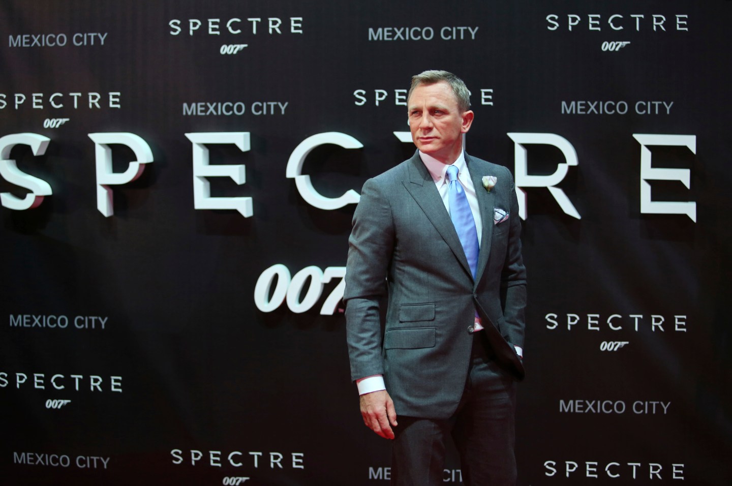 A James Bond Fanboy's 'Spectre' review | Fortune