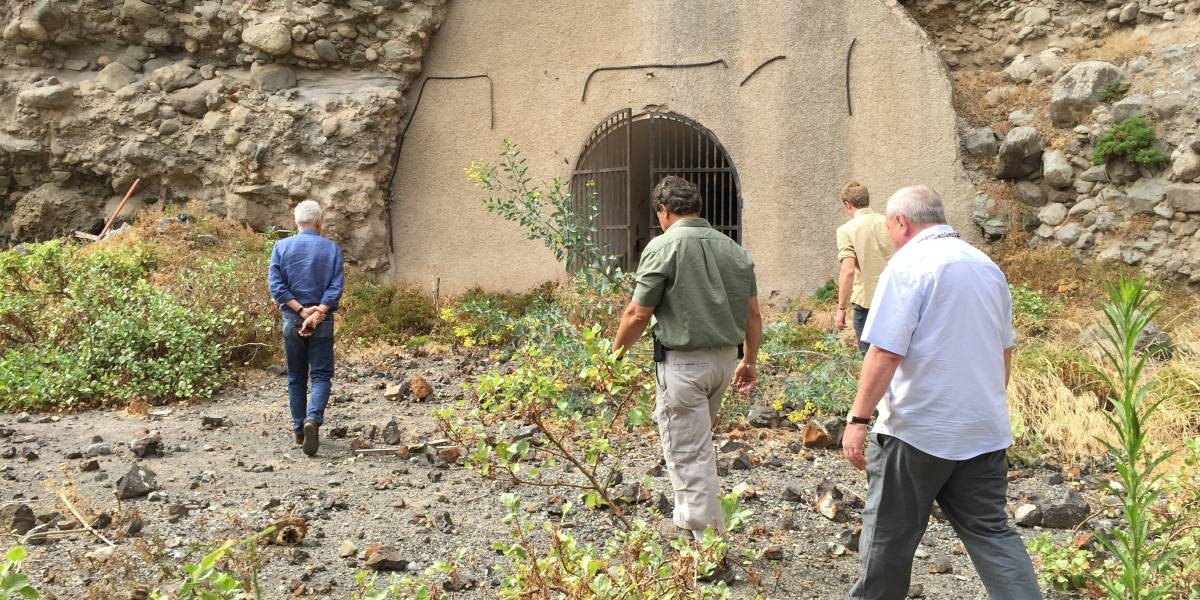 TV documentary Hunting for Hitler, Cable Capitalize on Fascination ...