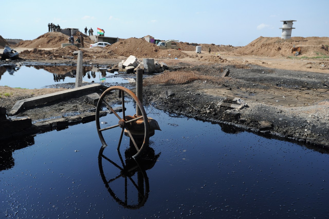 ISIS and Oil Prices: How Syrian Civil War is Affected By Energy Market ...