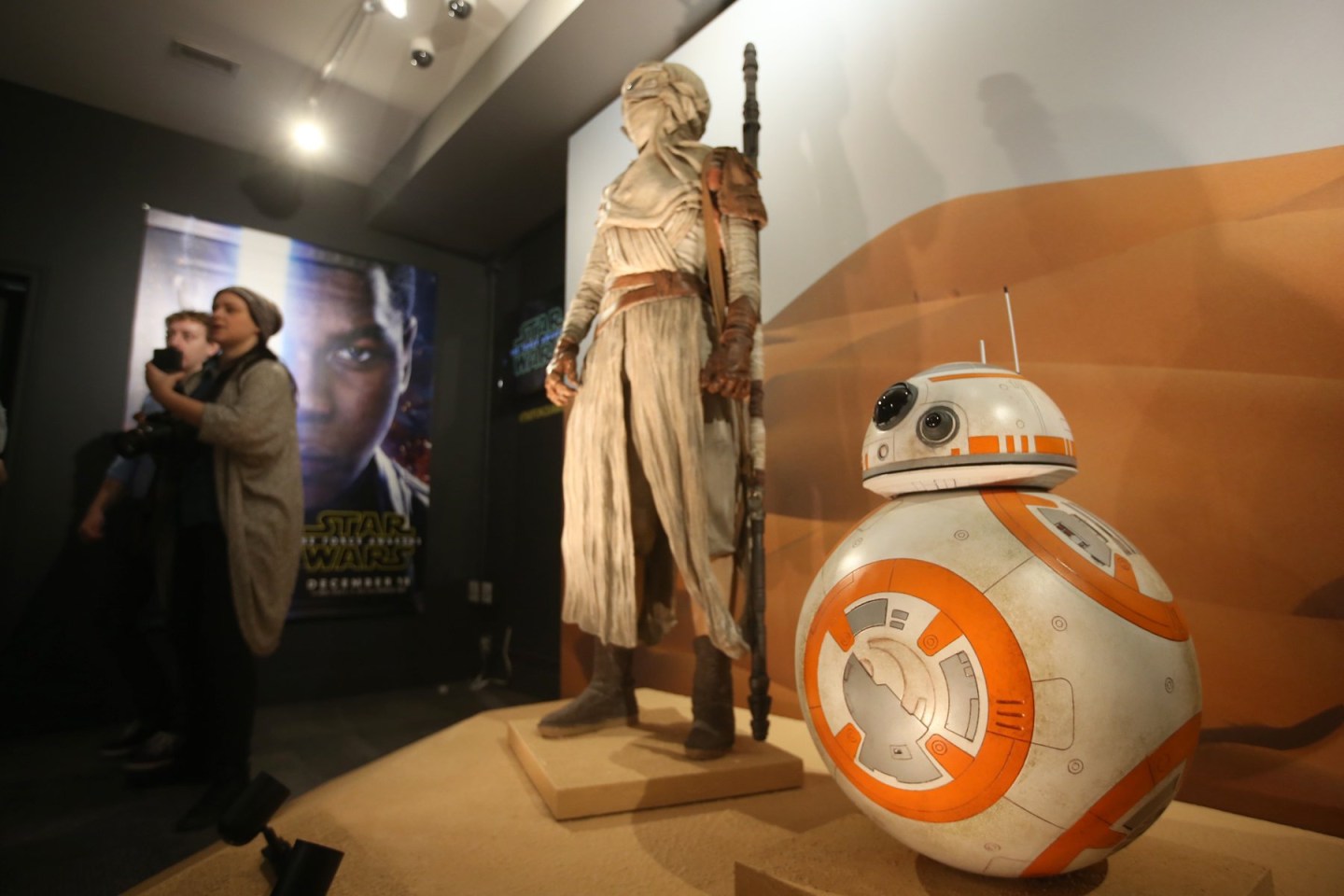 Star Wars Movie "The Force Awakens" Gets Celebrity Boost In China | Fortune