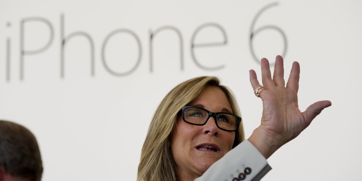 Angela Ahrendts, Apple's Top Woman, Makes as Much as its Top Men | Fortune