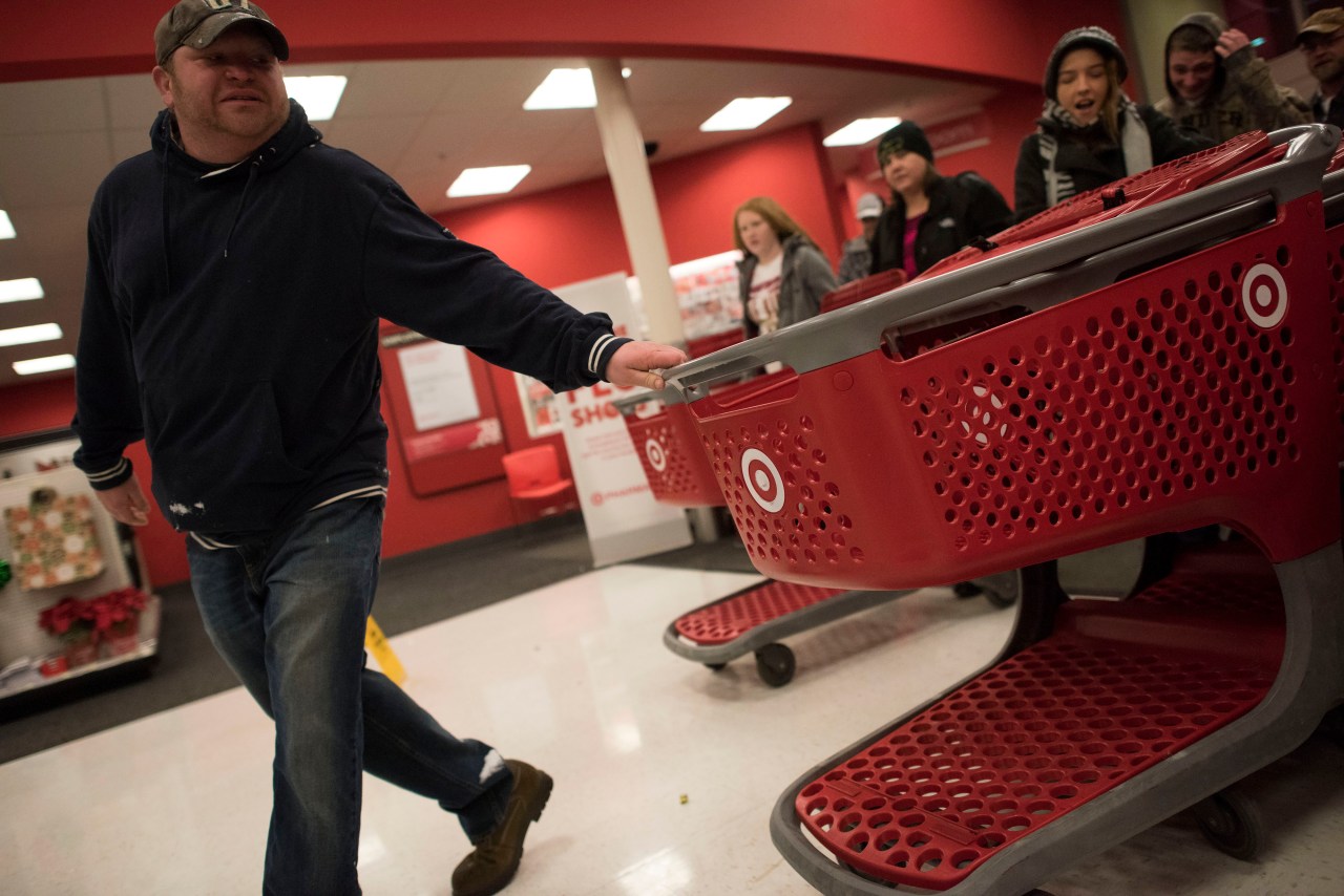 Target to Allow Transgender Shoppers, Worker to Use Bathroom They Want ...