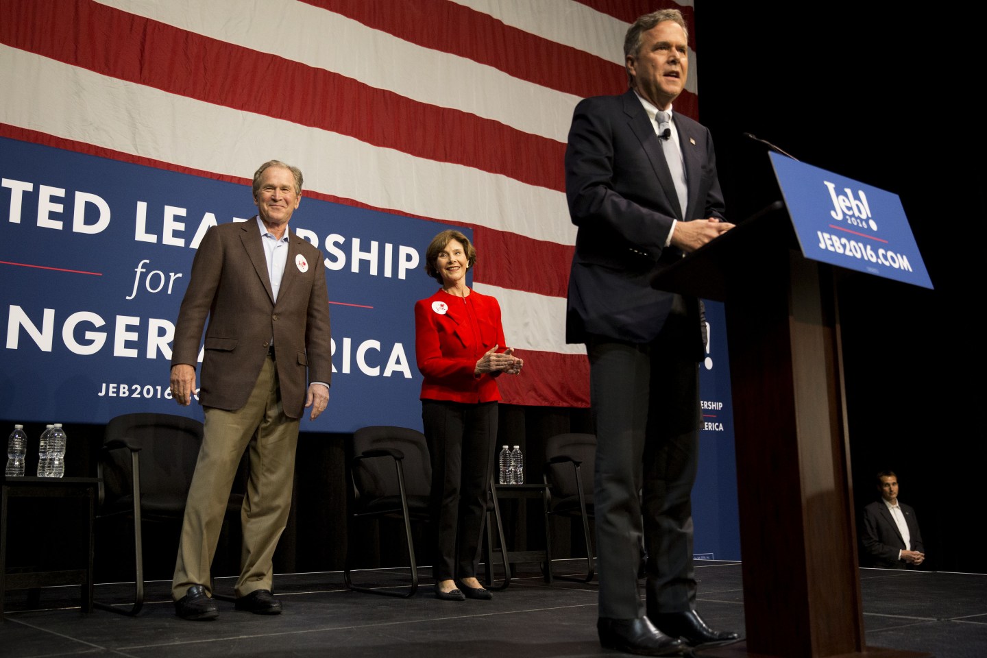 George W. Bush Counterpunches Donald Trump at Jeb! Rally | Fortune