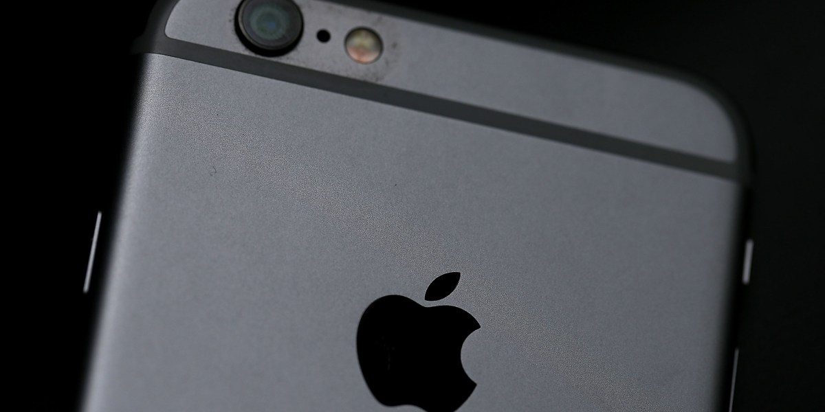 iPhone Fix Issued After Hacking Attempt on Political Dissident | Fortune