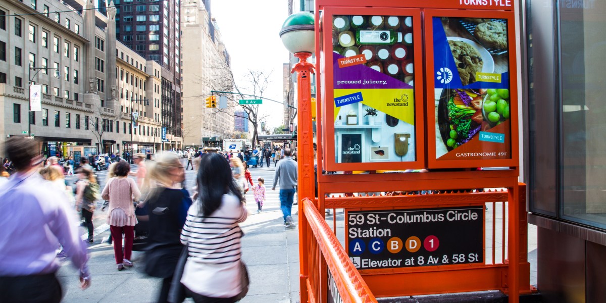 Outfront's New NYC Subway Ad Screens Know Who's Looking at Them | Fortune