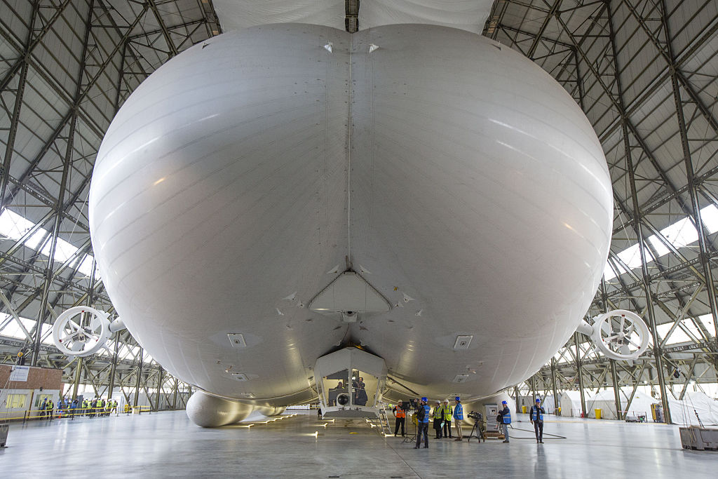 World's Longest Airship Just Crash-Landed After England Test Flight ...