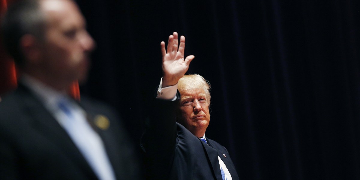 Donald Trump Decides He's Not Rich Enough to Self-Fund His Campaign ...