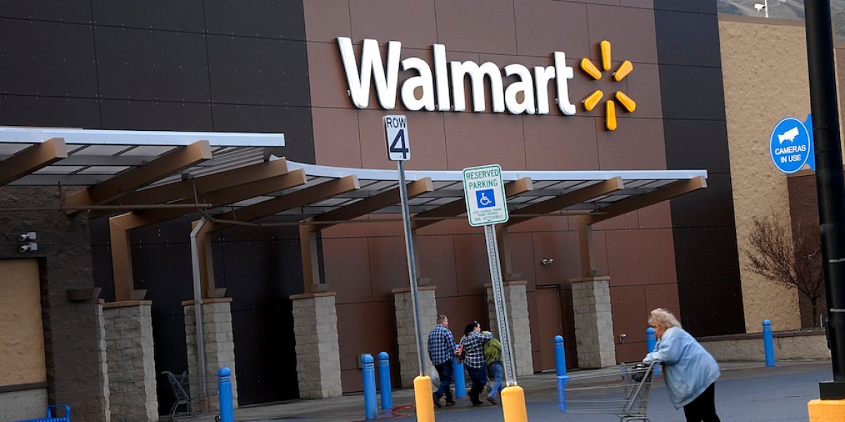 Walmart reports strong results as higher wages lift customer service ...