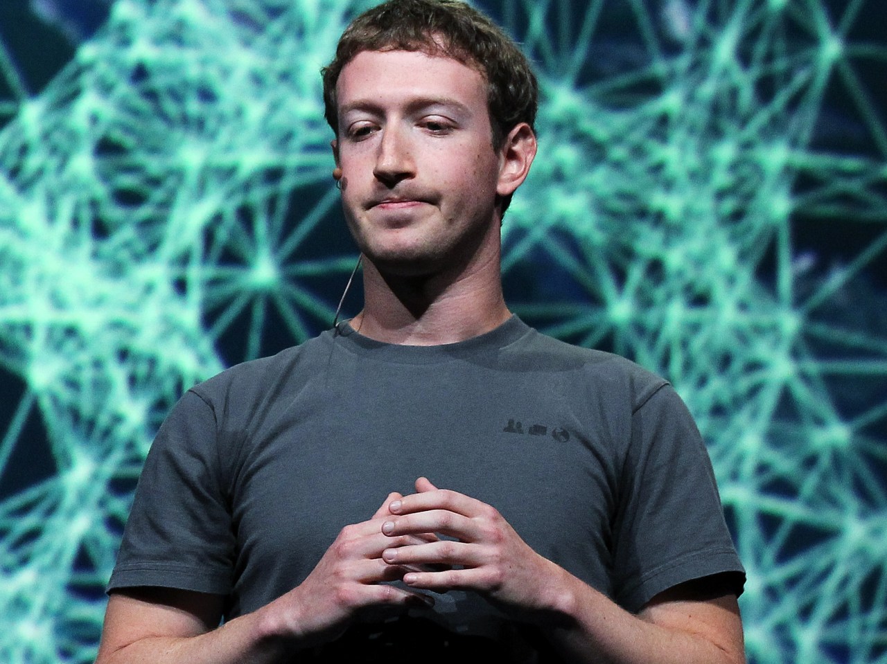 Mark Zuckerberg’s Twitter, LinkedIn, and Pinterest Accounts Hacked ...