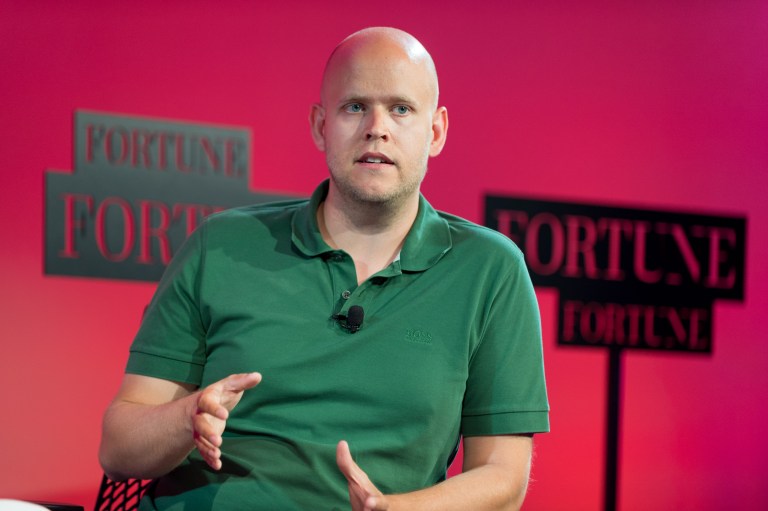 Spotify's New Universal Music Deal Includes Album Paywalls | Fortune