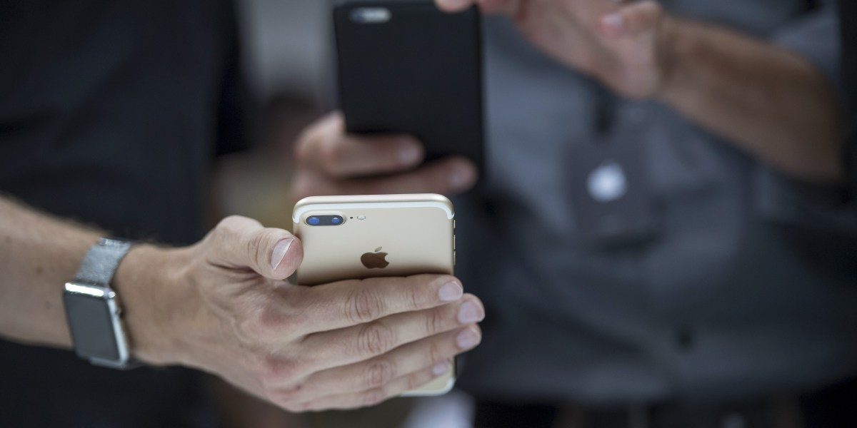 Most People Have No Interest in Buying iPhone 7 | Fortune