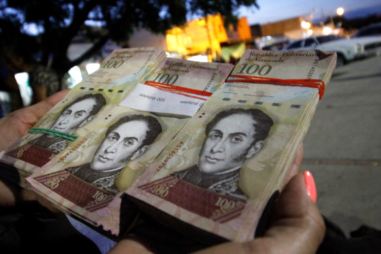 Inflation-Hit Venezuela Is Pulling Its Largest Bill From Circulation ...