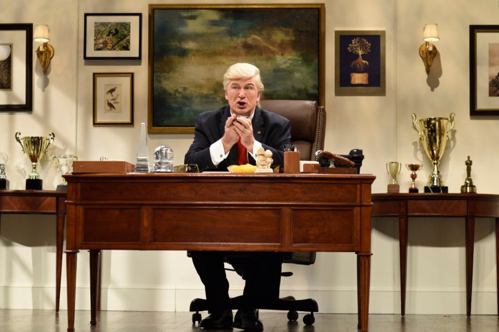Watch Alec Baldwin Mock Donald Trump’s Latest Press Conference on SNL ...