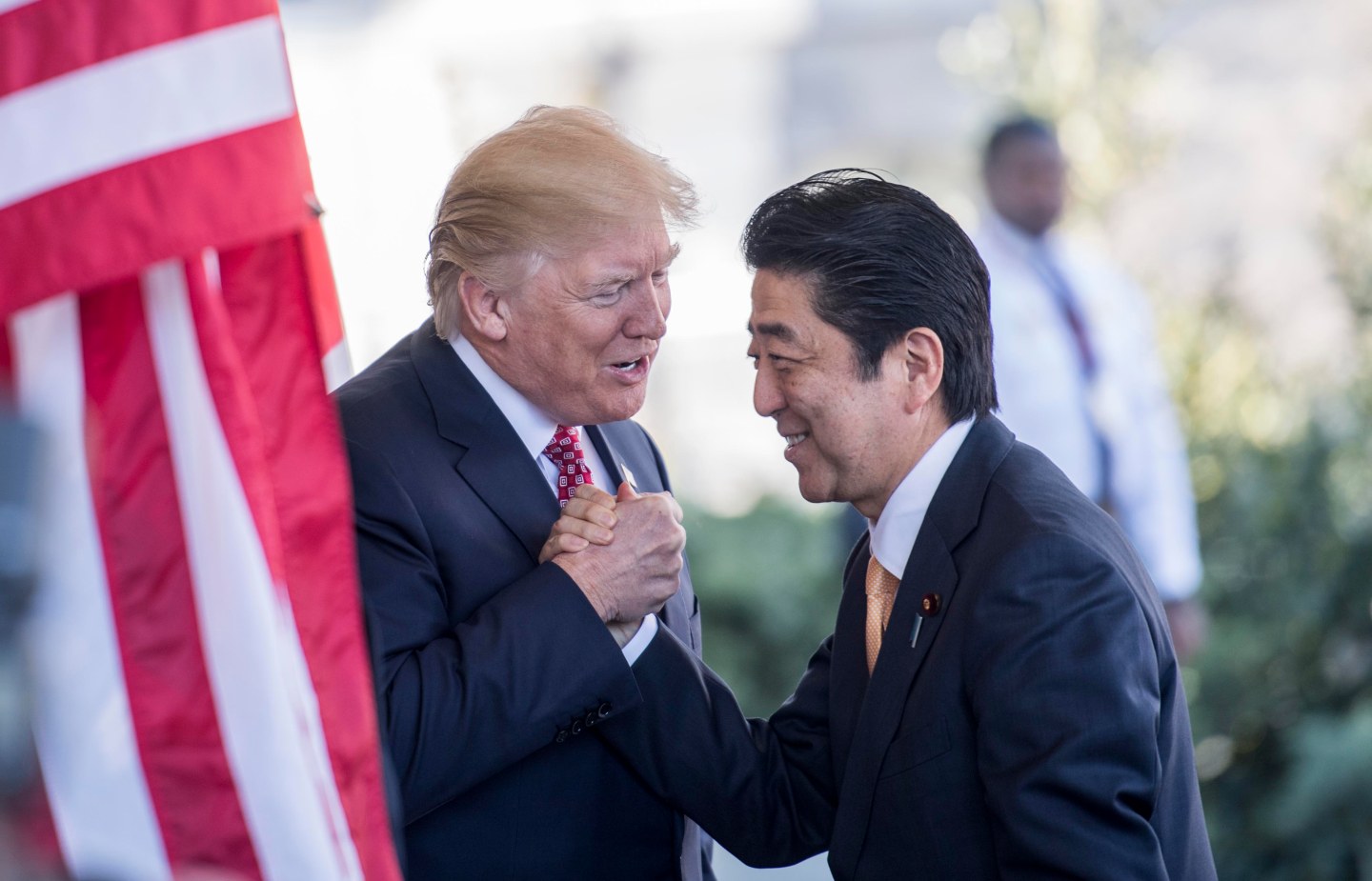 The Dollar Is Strong Against the Yen As Trump Meets with Shinzō Abe ...