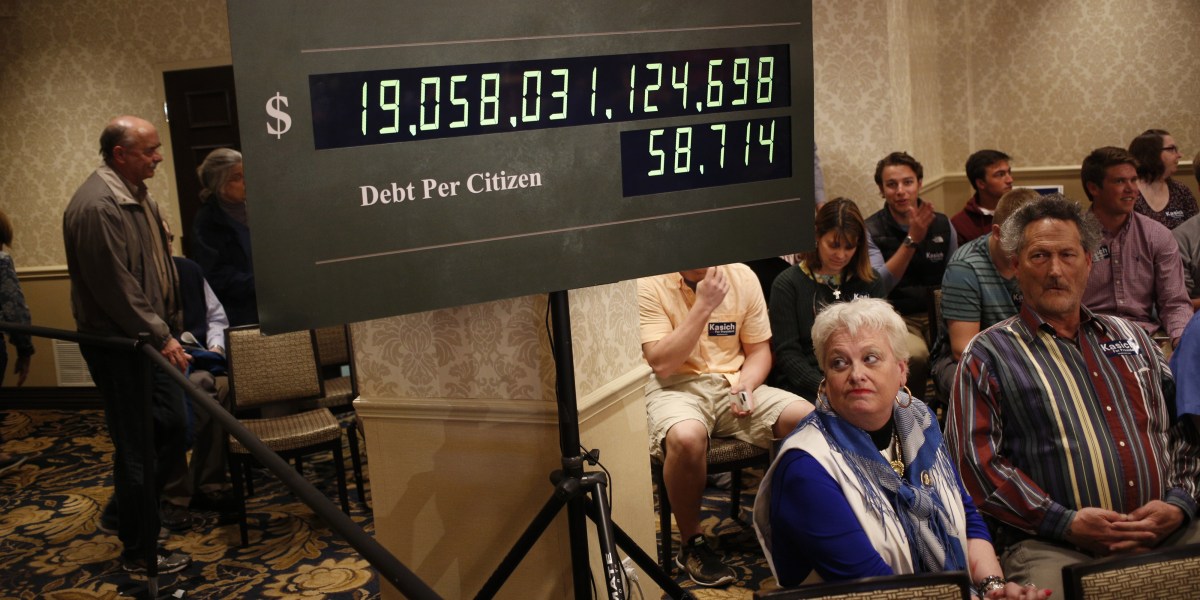 How Baby Boomer Retirees Can Survive a Federal Debt Crisis | Fortune