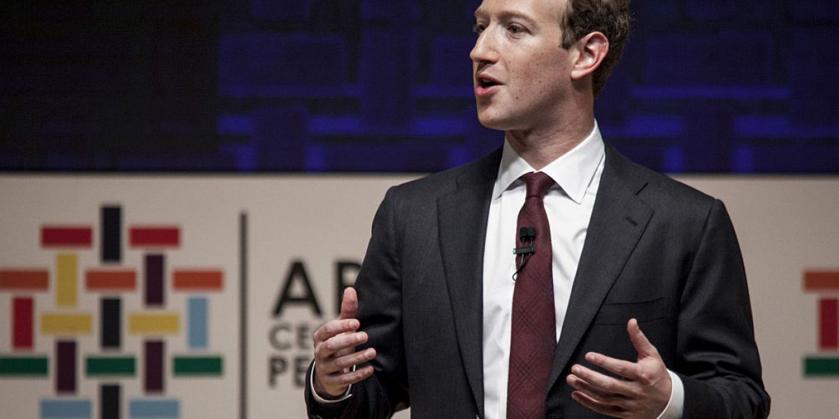 Facebook's Town Hall Makes It Easier to Contact Local Politicians | Fortune