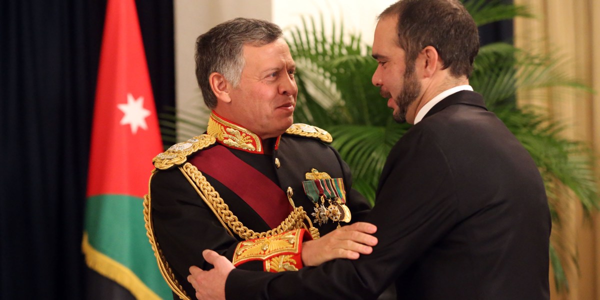 Donald Trump and Jordan King Hold Joint Press Conference: Watch Online ...