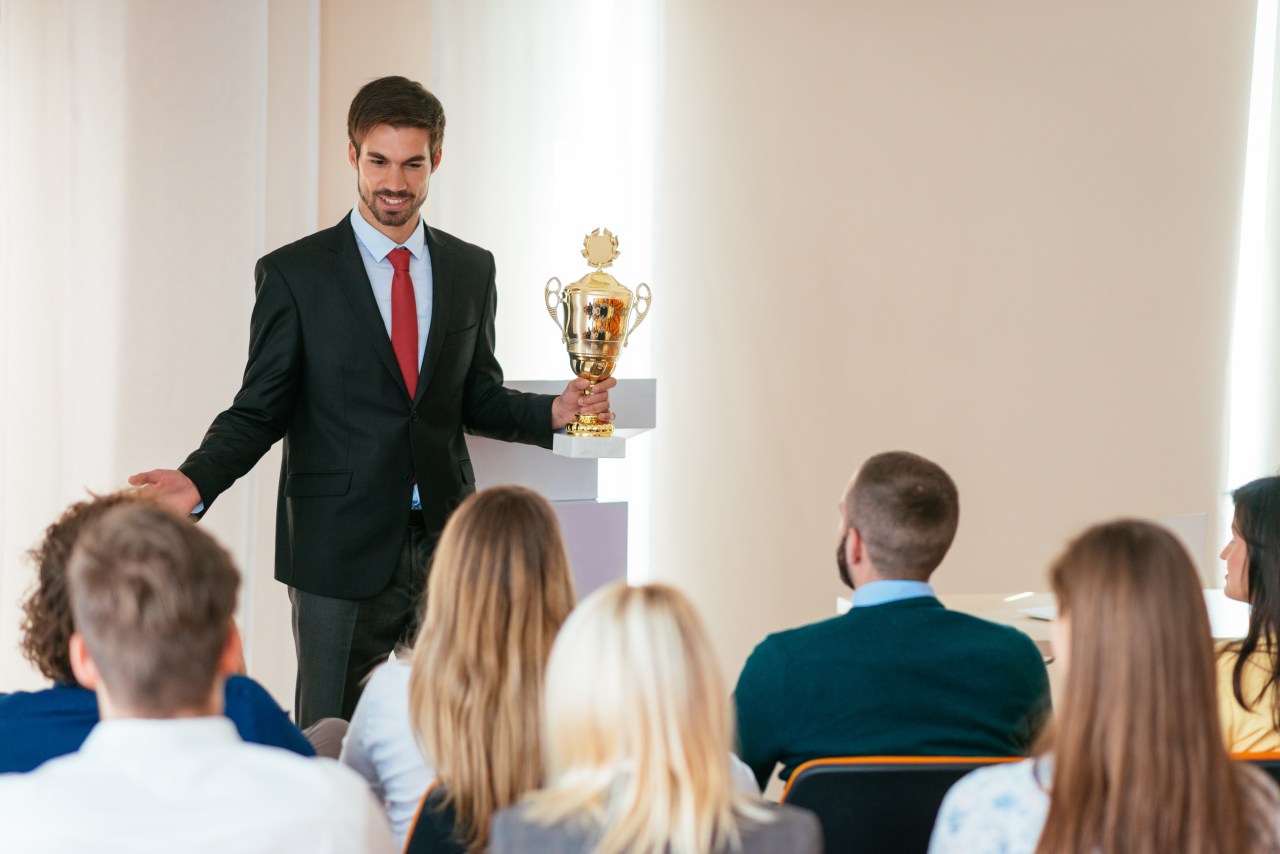 Stop Expecting Gold Stars for Your Wins at Work | Fortune