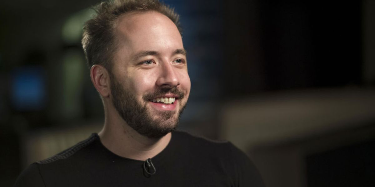 Dropbox: Founder Reveals He Got The Idea on a Chinatown Bus | Fortune