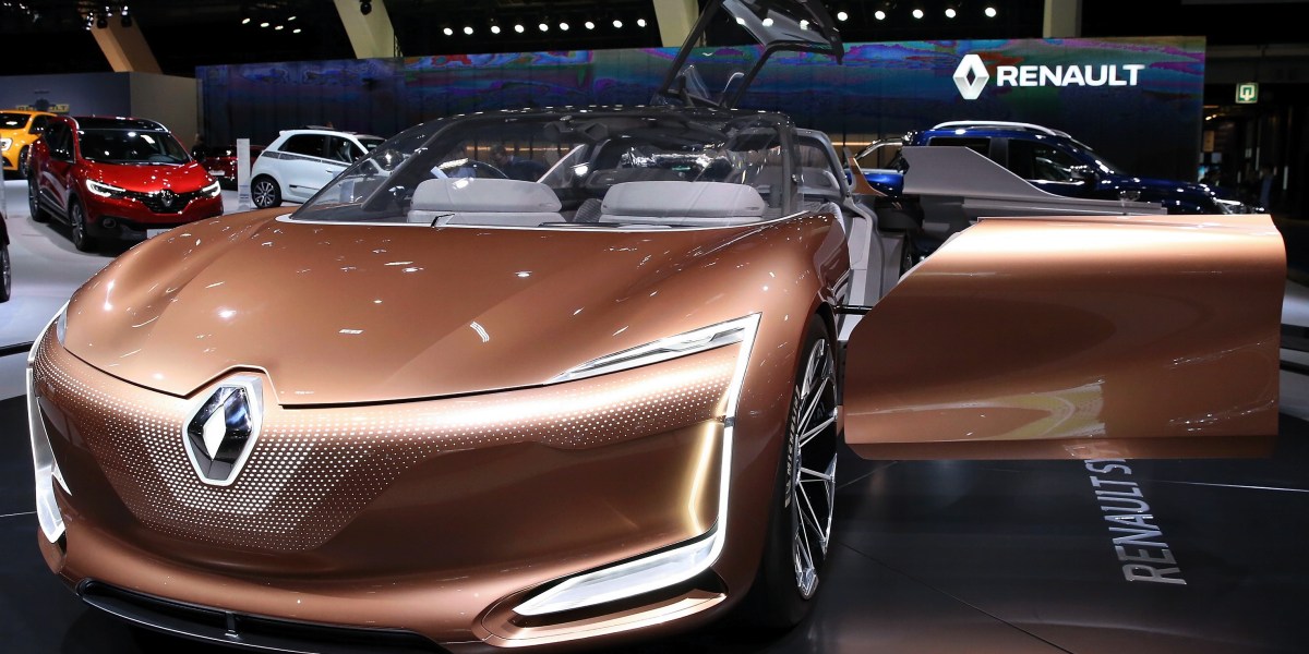 Cruising With No Hands at 80 MPH in Renault's Autonomous Car | Fortune