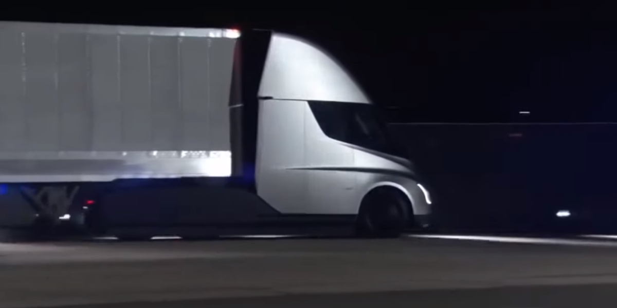 Video: A Tesla Semi Truck Has Been Spotted On the Road in California ...