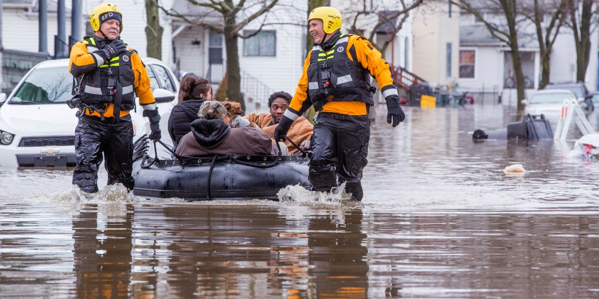 See Photos of the Floods Overwhelming the Central U.S. | Fortune