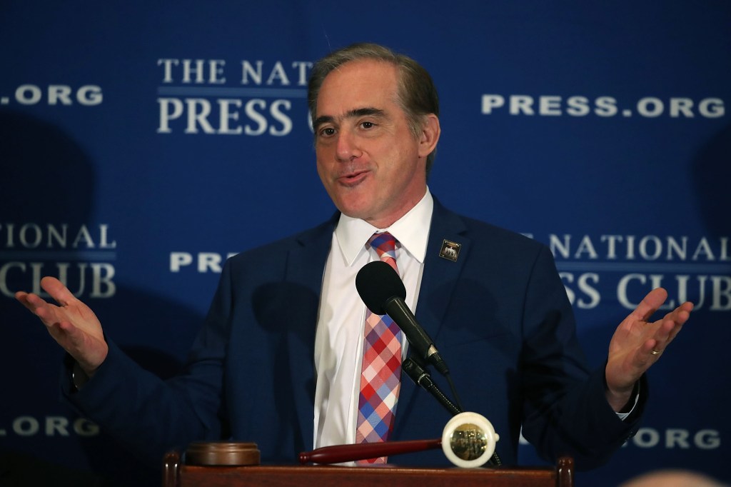 VA Secretary Shulkin: Staff Doctored Emails in Ethics Investigation ...