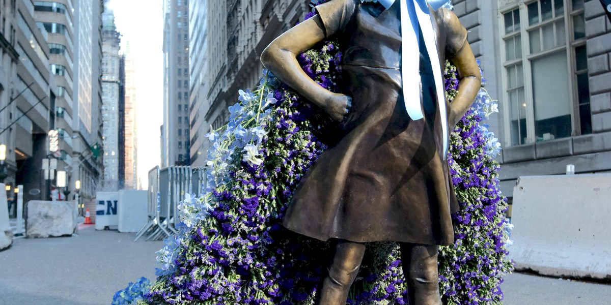 Women's Day: Old Navy Gave Fearless Girl Statue Flower Cape | Fortune