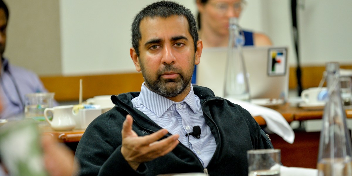 Bitcoin: Coinbase Buys Earn.com, Hires CEO as Chief Tech Officer ...