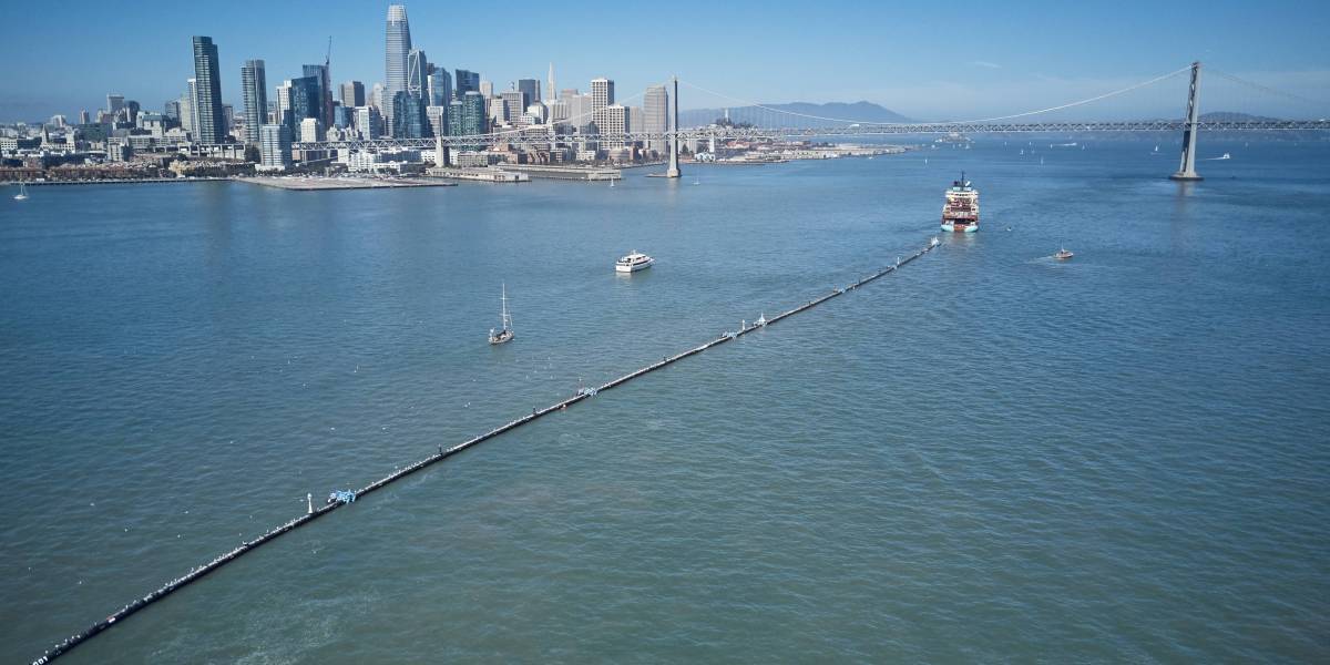 Ocean Cleanup Project Sets Sail for the Great Pacific Garbage Patch ...